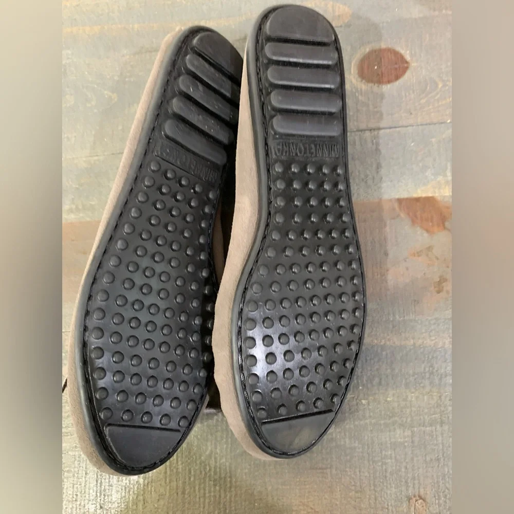 Minnetonka | Shoes | Minnetonka Womens Kilty Suede Hardsole Moccasin ...